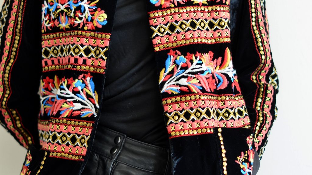 veste-brodee-zara - BlackSapes
