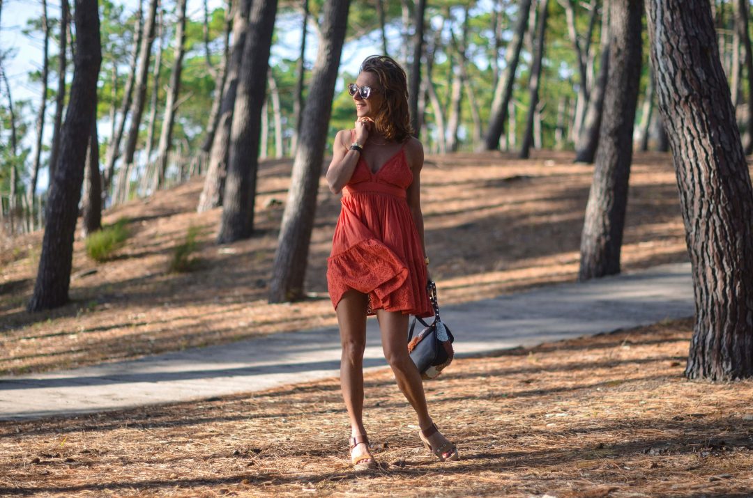LE bronzage intégral ou pas lequel choisir pour cet été